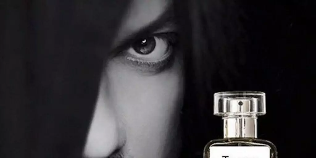 Philip Kirkorov released the name perfume "I"