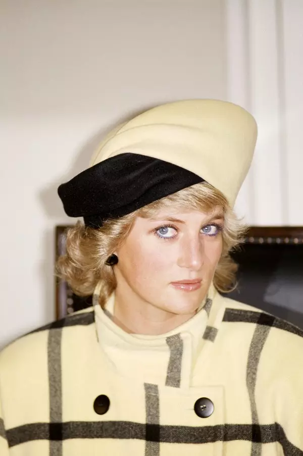 Diana Princess skończyła 60: Nieszczęśliwy małżeństwo, najnowsza miłość i tajemnicę śmierci