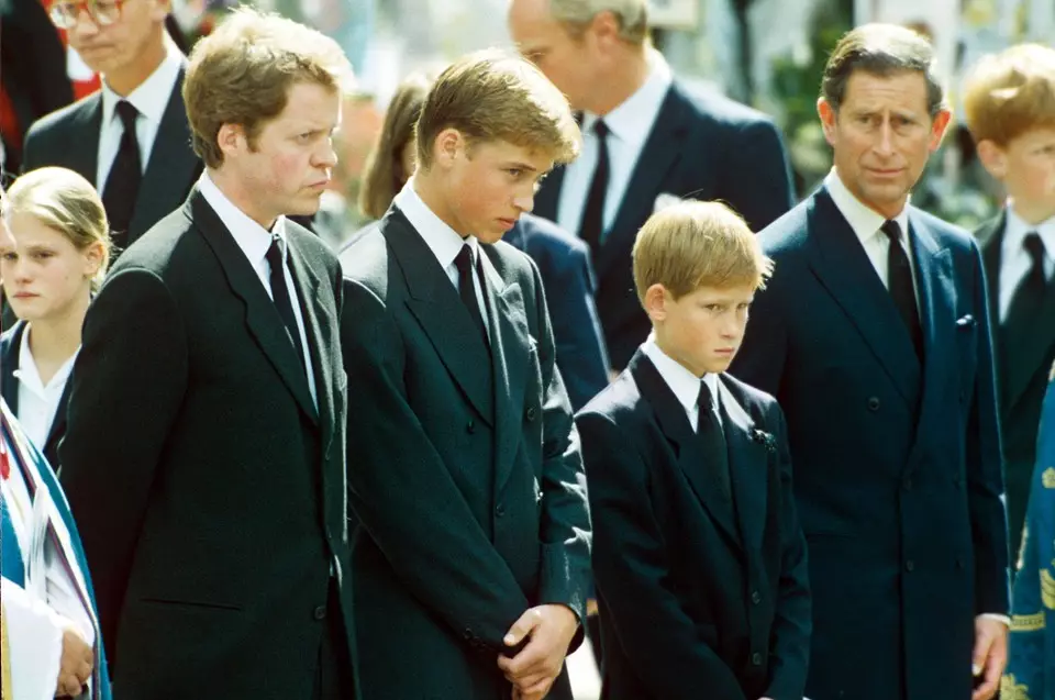 Diana Princess skończyła 60: Nieszczęśliwy małżeństwo, najnowsza miłość i tajemnicę śmierci