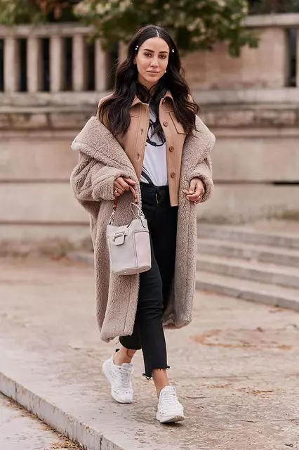 What to wear a fur coat: 49 trendy images with different models 109372_22