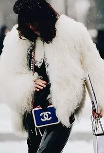 What to wear a fur coat: 49 trendy images with different models 109372_24