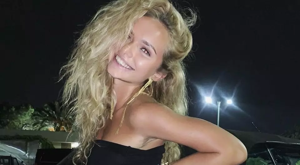 Stegasta Malikova entrou nunha lagoa nunha discoteca nunha encarnación provocativa (vídeo)