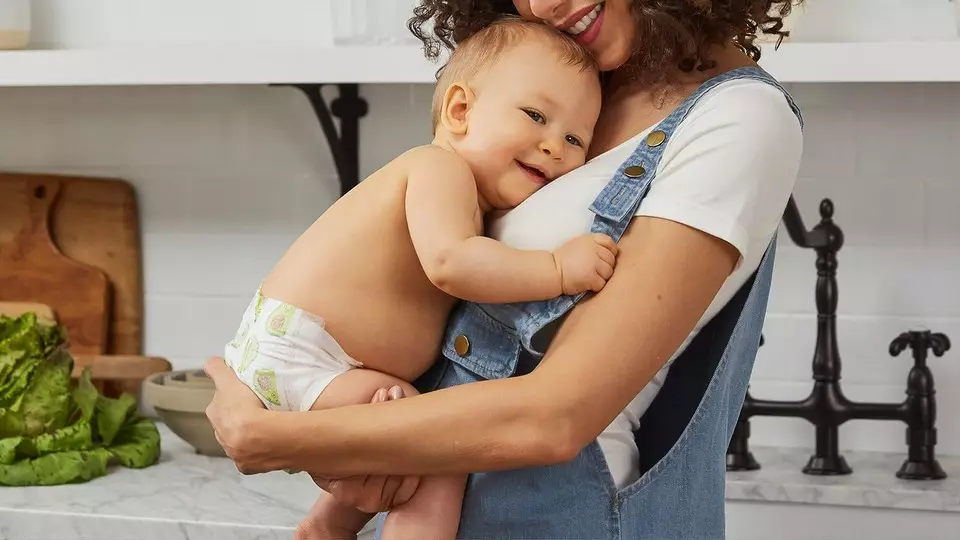 Cara menerapkan anak untuk pemberian makan dan masalah yang lebih penting 16733_2