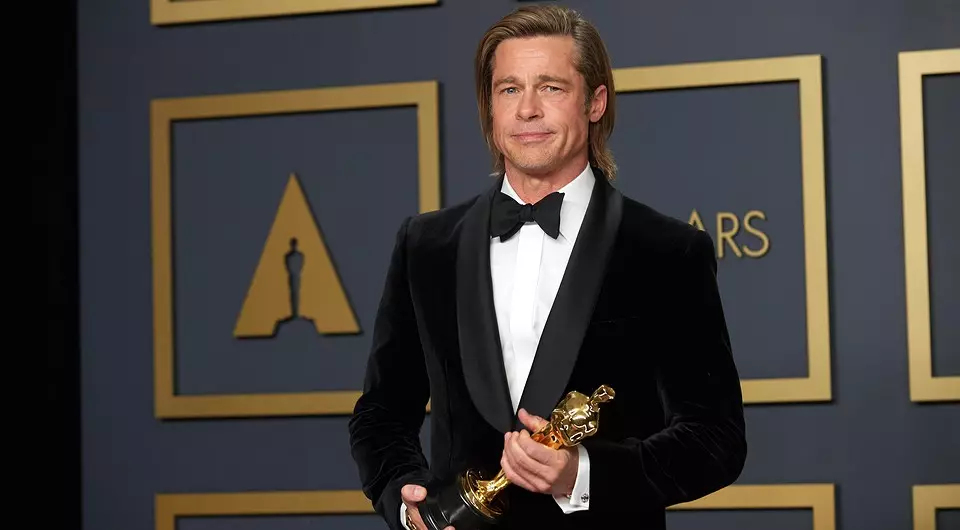 Brad Pitt, Amerikan aktrisiyle romandan şüpheleniyor