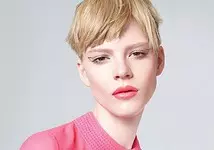 Inspire：Bangs 2020のファッショナブルな女性のヘアカット 288_21