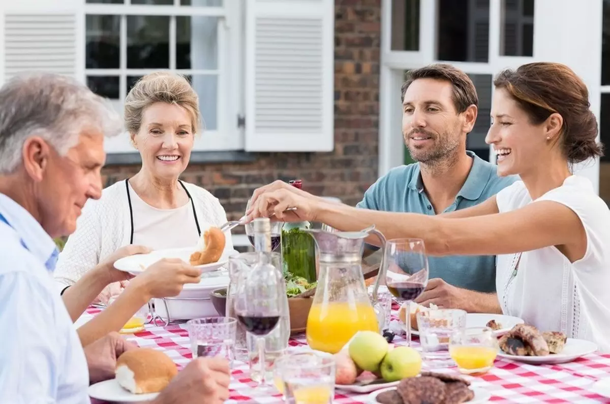 Lo que necesitas saber sobre sus padres antes de reunirse con ellos.